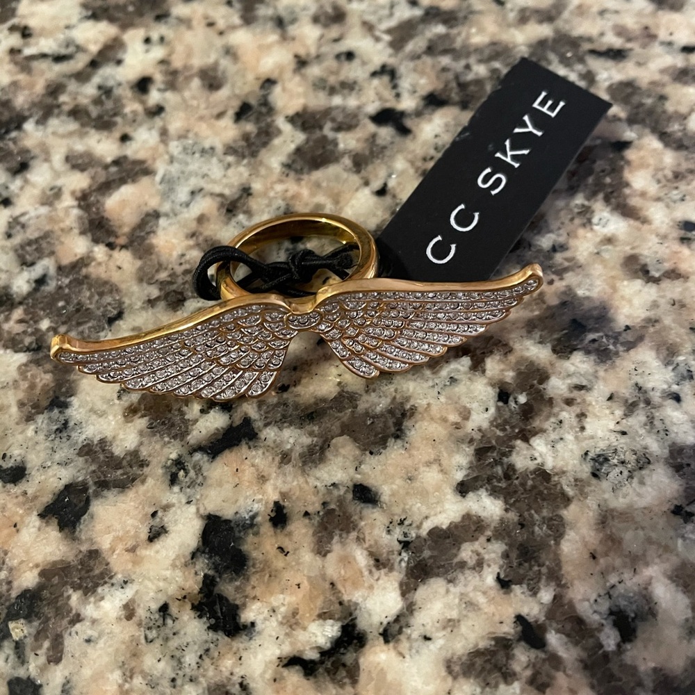 Cc Skye Crystal Angel Wings Gold Ring - Gem